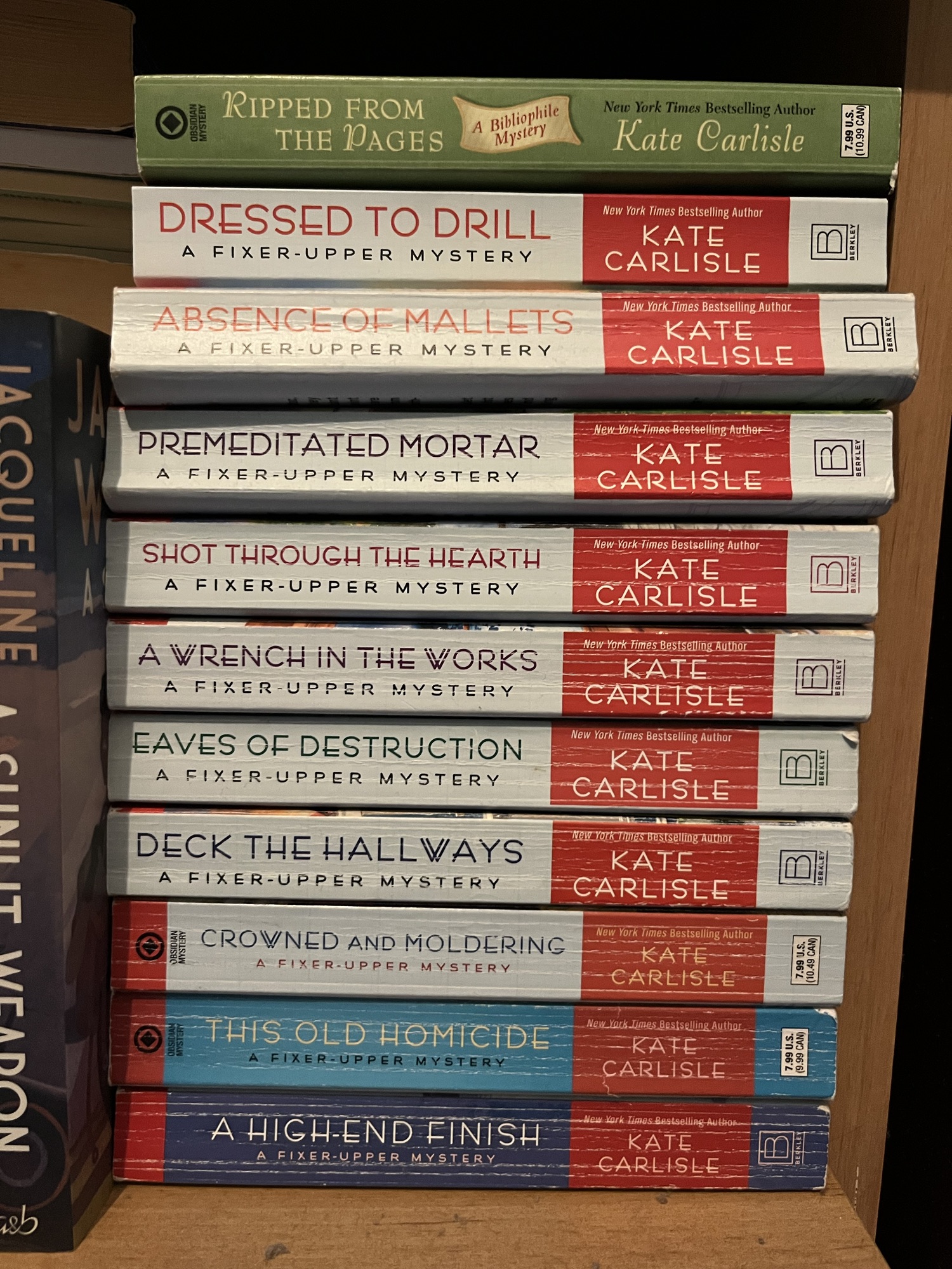 Series Redux: Fixer Upper Mysteries – Verity Reads Books (lots of them)